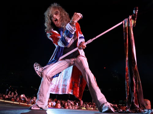 Steven Tyler enters rehab after relapse