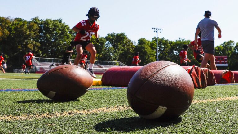 Marblehead football junior played hours after learning of father's death