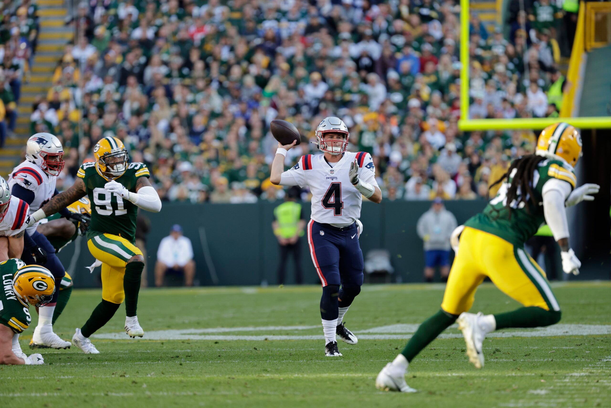 How NFL equipment has changed in the league's 100 seasons