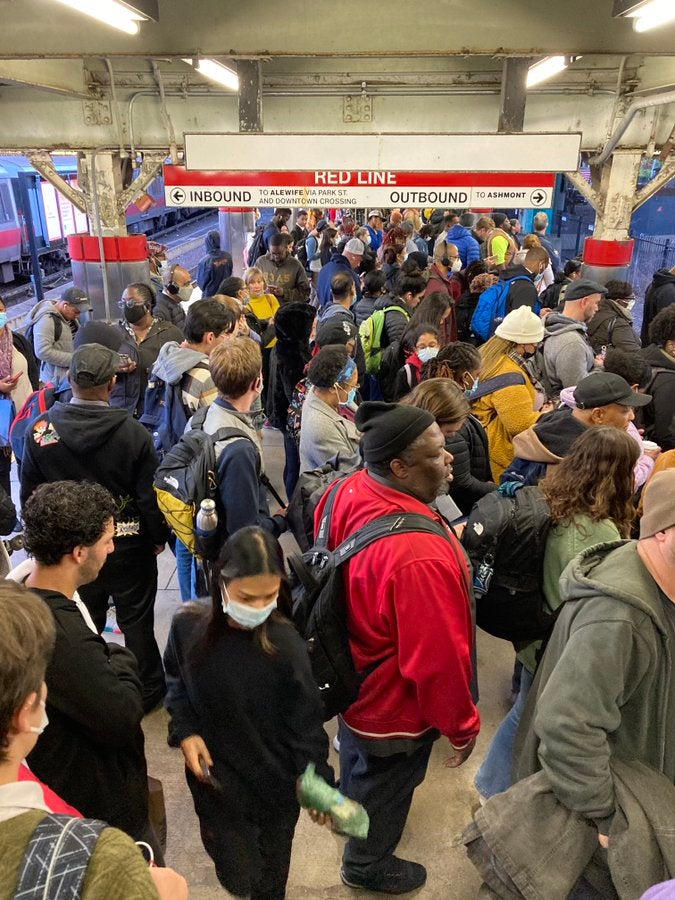 The new Red Line cars feature more space and new seats. Here's a look.