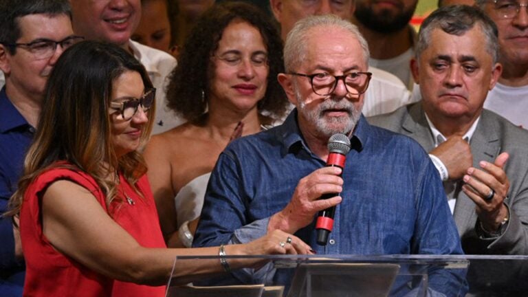 Lula defeats Bolsonaro to again become Brazil's president Lula defeats Bolsonaro to again become Brazil's president