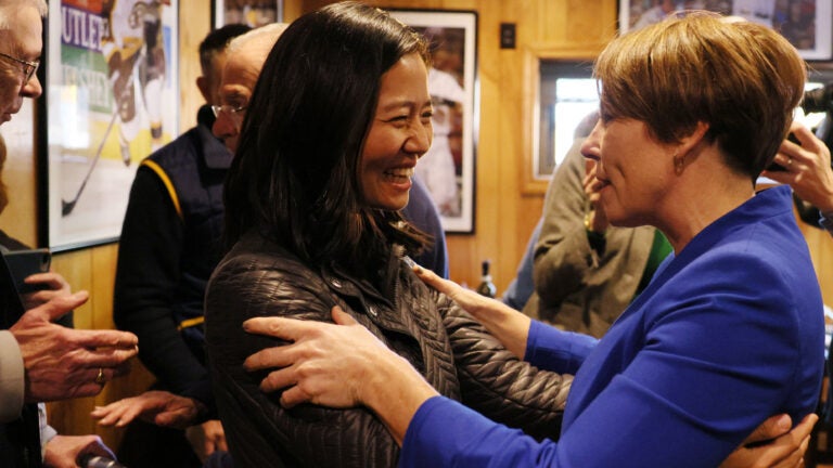 Mass. politicians react to Healey's win