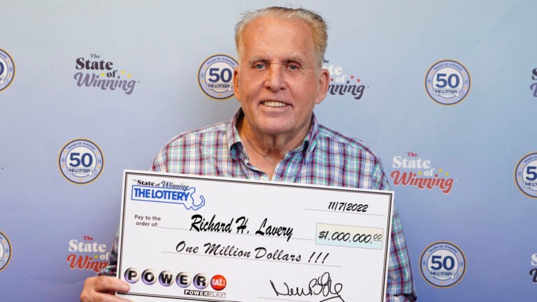 North Quincy man wins $1 million in Powerball's record-breaking drawing