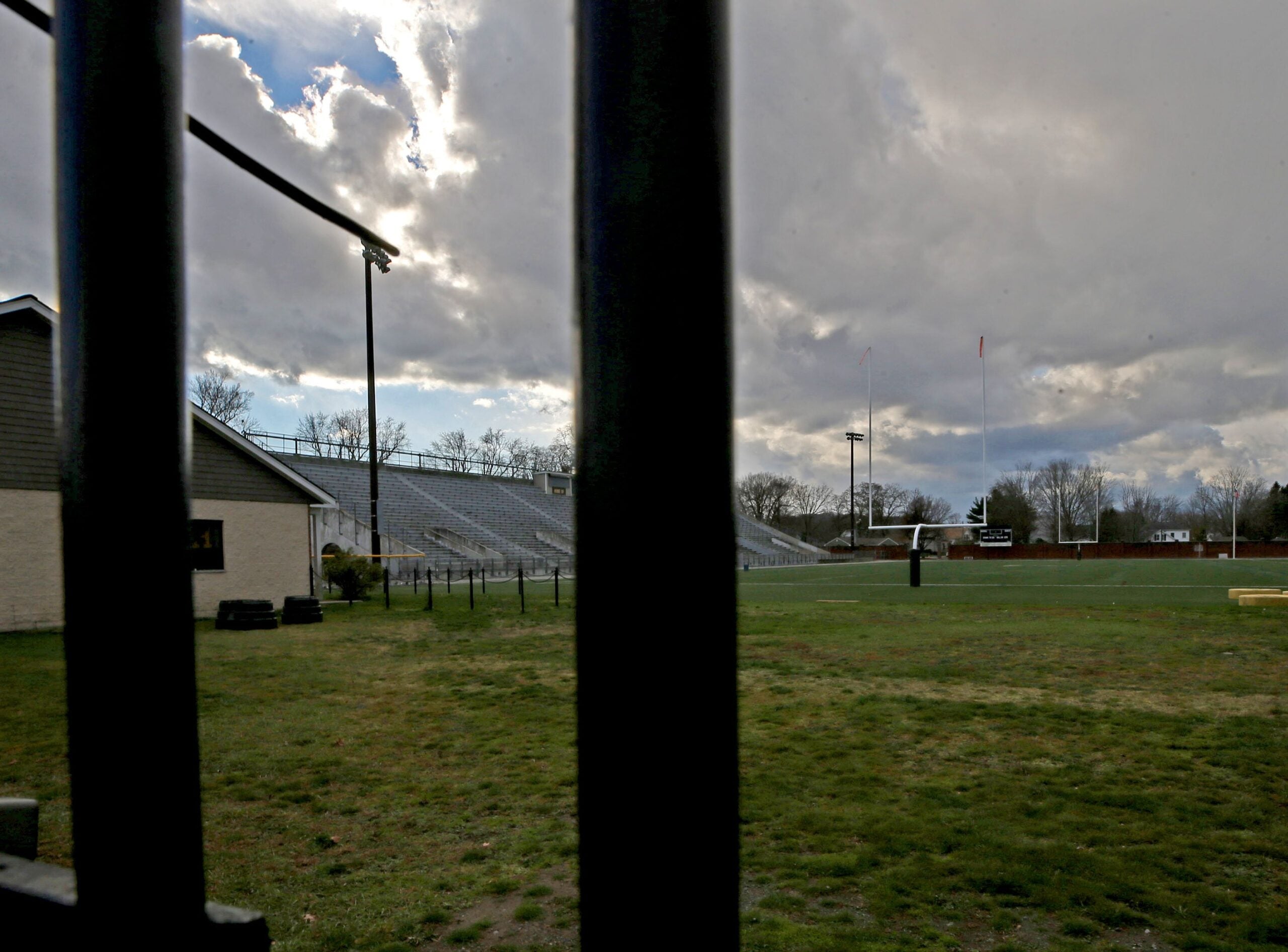 Rhode Island governor signs school recess mandate into law