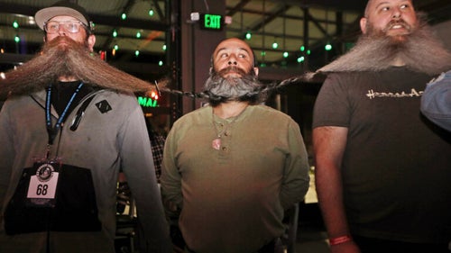 Claim of new world record for longest beard chain in Wyoming