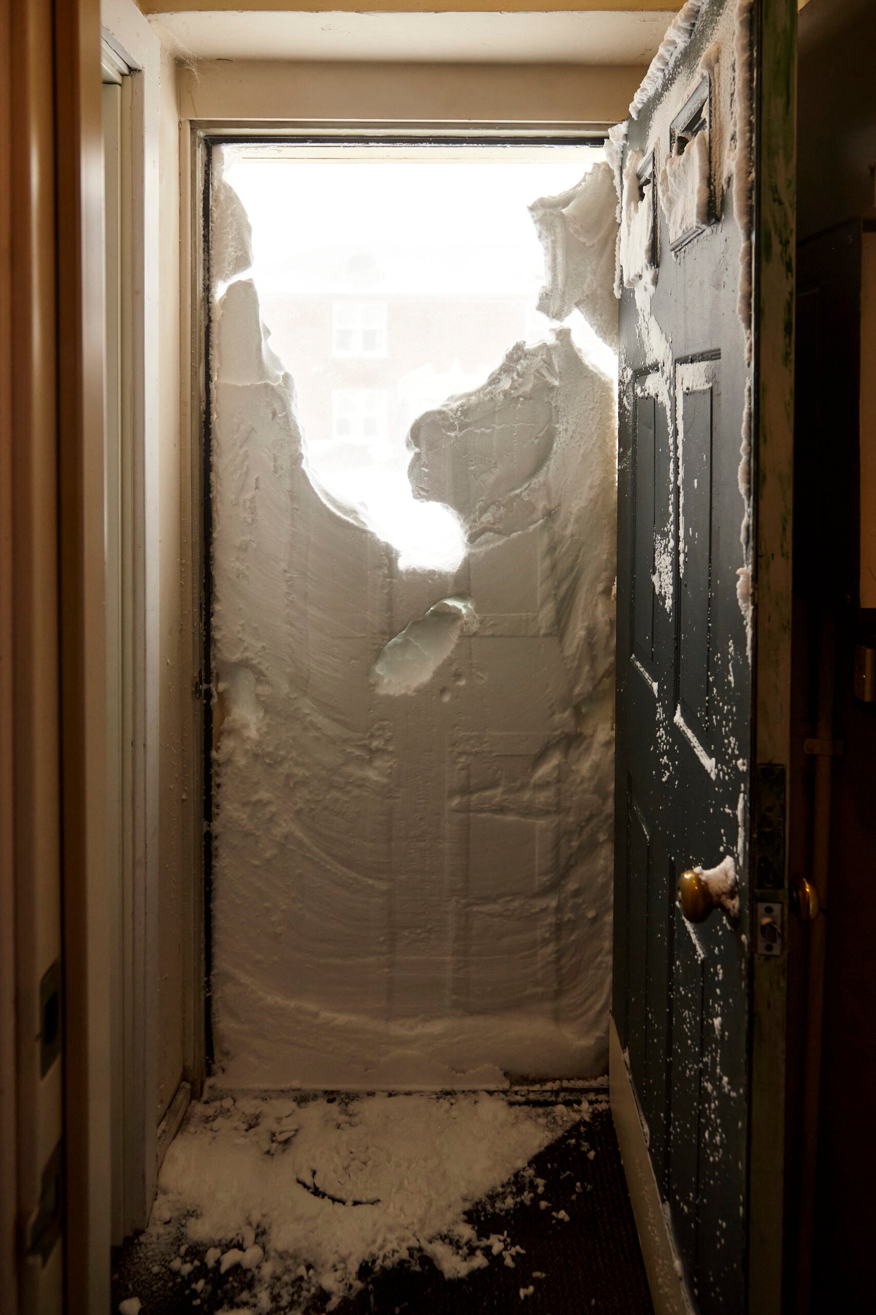 Millions in U.S. hunker down from frigid, deadly monster storm