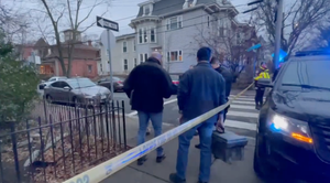 Cambridge bank robbed, dye pack explodes on stolen money as suspect flees