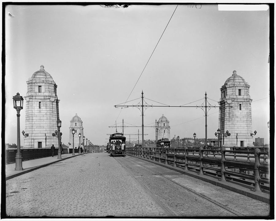 What's inside the 'shakers' on the 'salt-and-pepper-shaker bridge'?