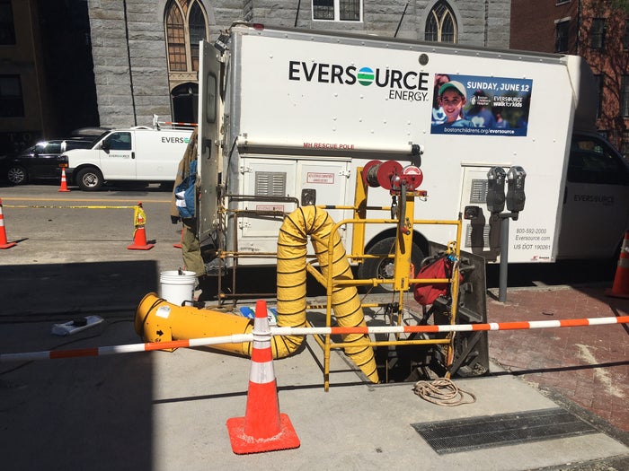Eversource to replace 6,000 Boston manhole covers with new, safe models