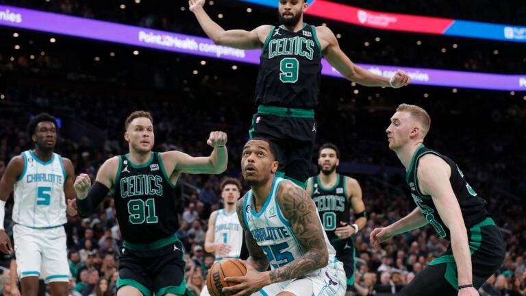 Tatum scores 41, White 33 as Celtics beat Hornets 127-116