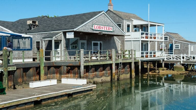 Nantucket billionaires battle proposed clam shack