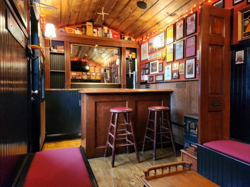 A beloved Cambridge bar was transformed into a tiny pub on wheels — and you can rent it