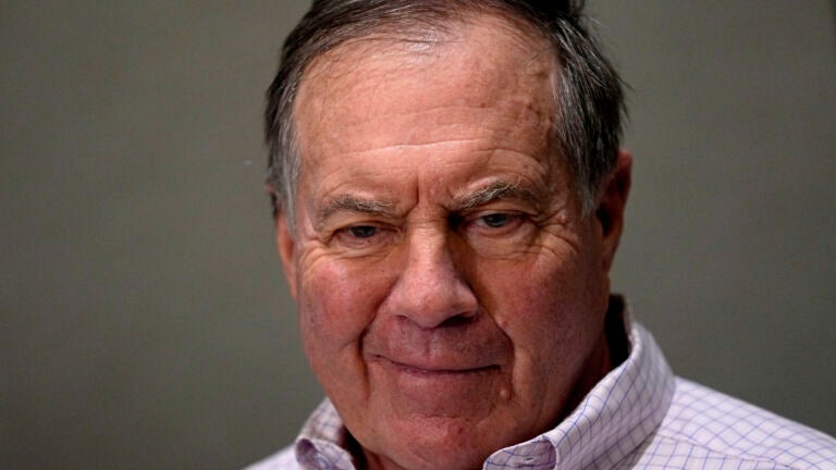 The best reactions to the Patriots' Day 1 draft trade