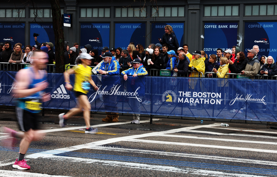 12 must-see moments from the 2017 Boston Marathon