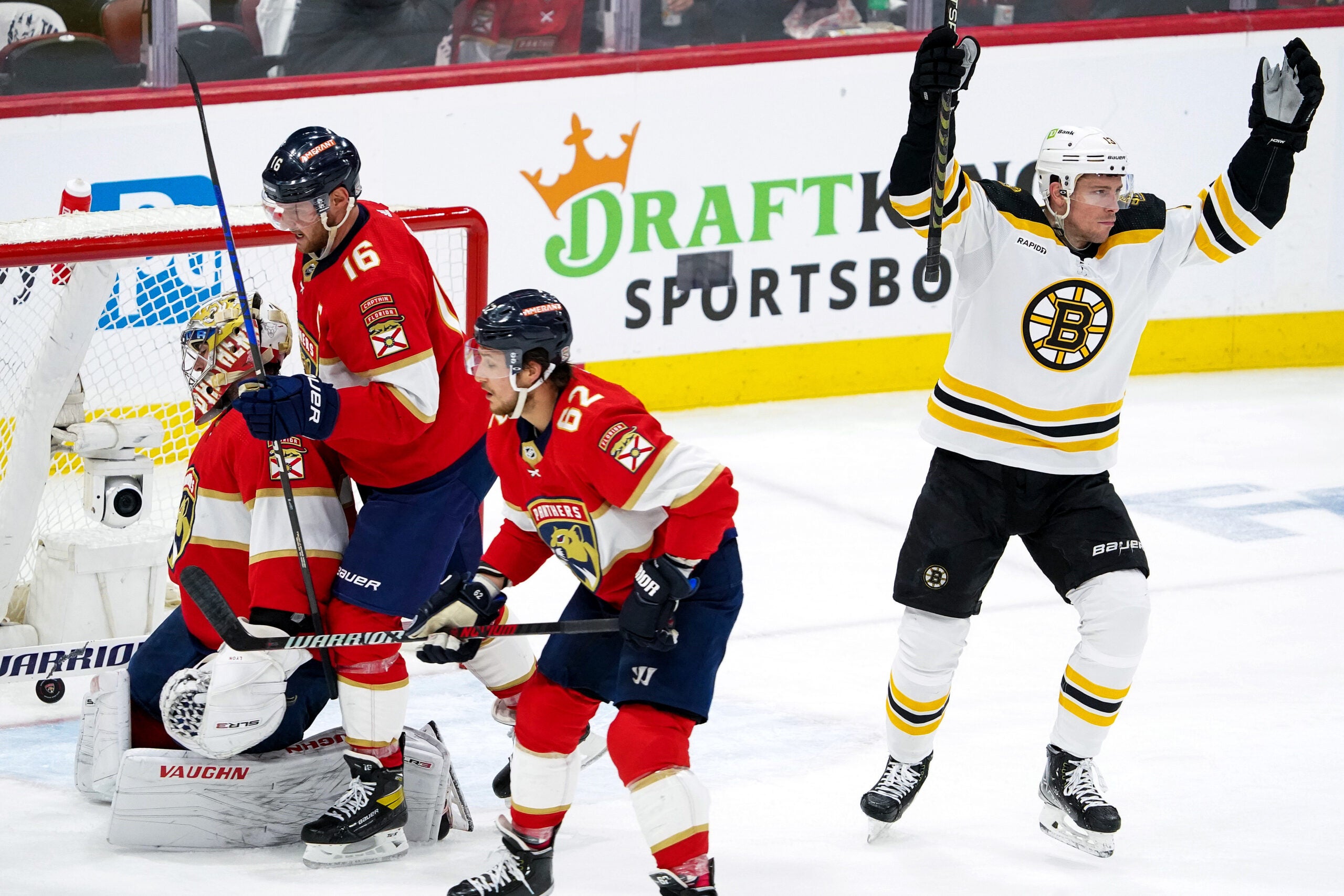 MBTA Twitter account gets into haiku battle with San Francisco, Los ...