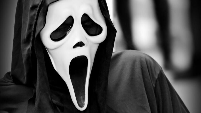 Peabody man allegedly robbed Kay Jewelers in a 'Scream' mask