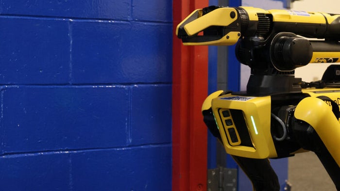 ChatGPT can now control Boston Dynamics robots. Is it time to panic ...