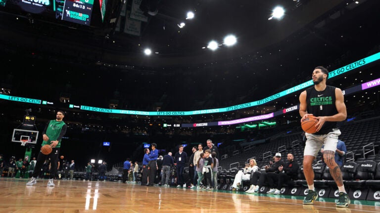 Celtics take over No. 1 seed in the East standings with 7 games remaining