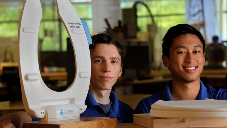 With new toilet seat, engineers want to nip bathroom mishaps