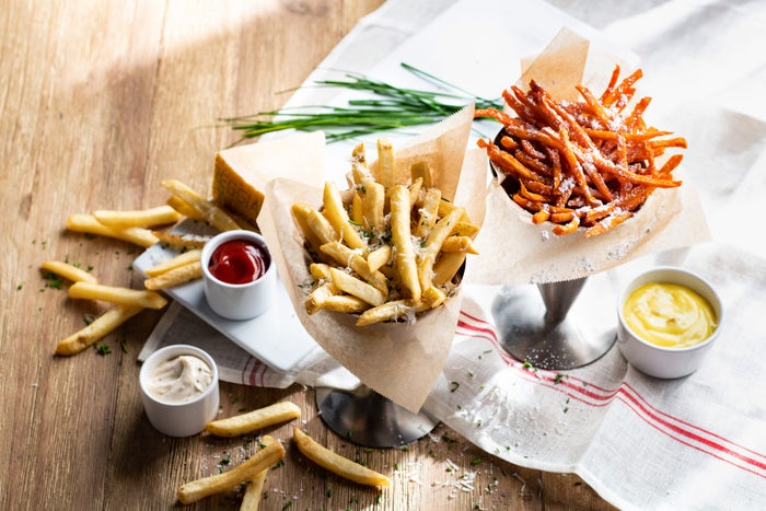 Gordon Ramsay Burger: Chef opens second restaurant in Boston