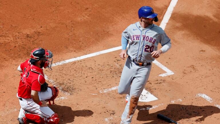 Mets beat Red Sox 5-4 in completion of suspended game