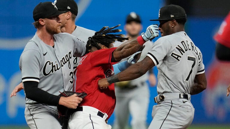 Jose Ramírez's suspension for fight with Tim Anderson reduced