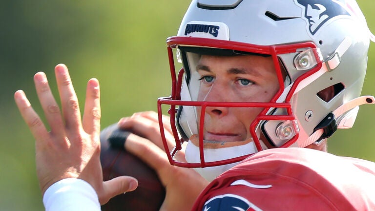 Mac Jones talks QB battle, Demario Douglas & Julian Edelman