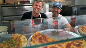 Joe's Pizza, an iconic New York City spot, opens in Harvard Square