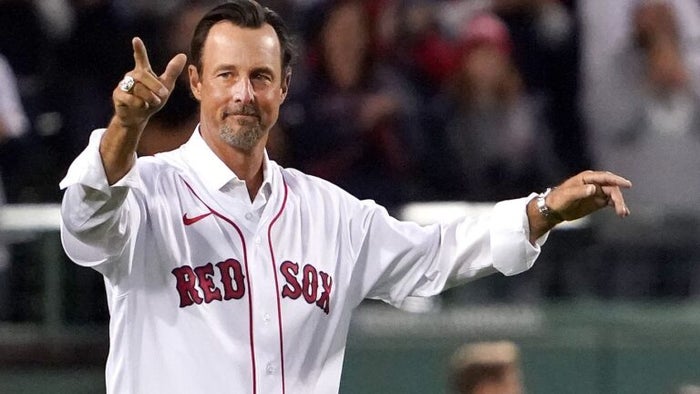 Red Sox respond after revelation of Tim Wakefield's cancer news