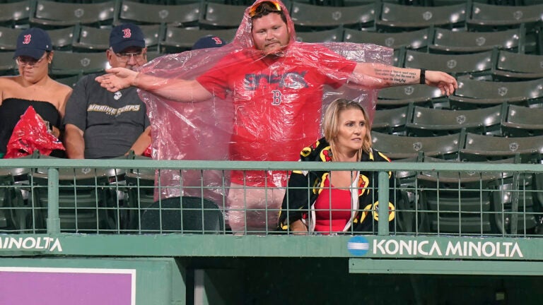 Red Sox-Yankees opener rained out; game to be made up Tuesday