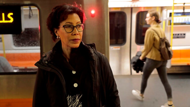 Boston middle and high school students can now get free MBTA passes all ...