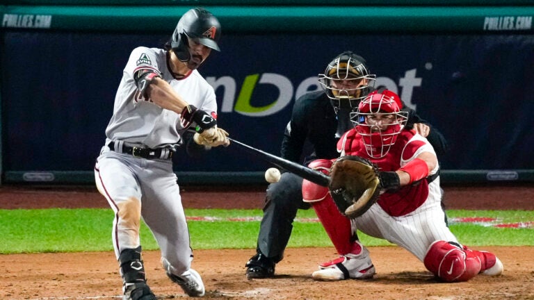 Diamondbacks stun Phillies 4-2 in Game 7 of NLCS to reach first World ...