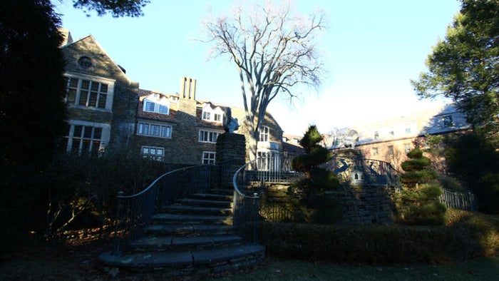 Wenham all-girls prep school closes its doors amid low enrollment