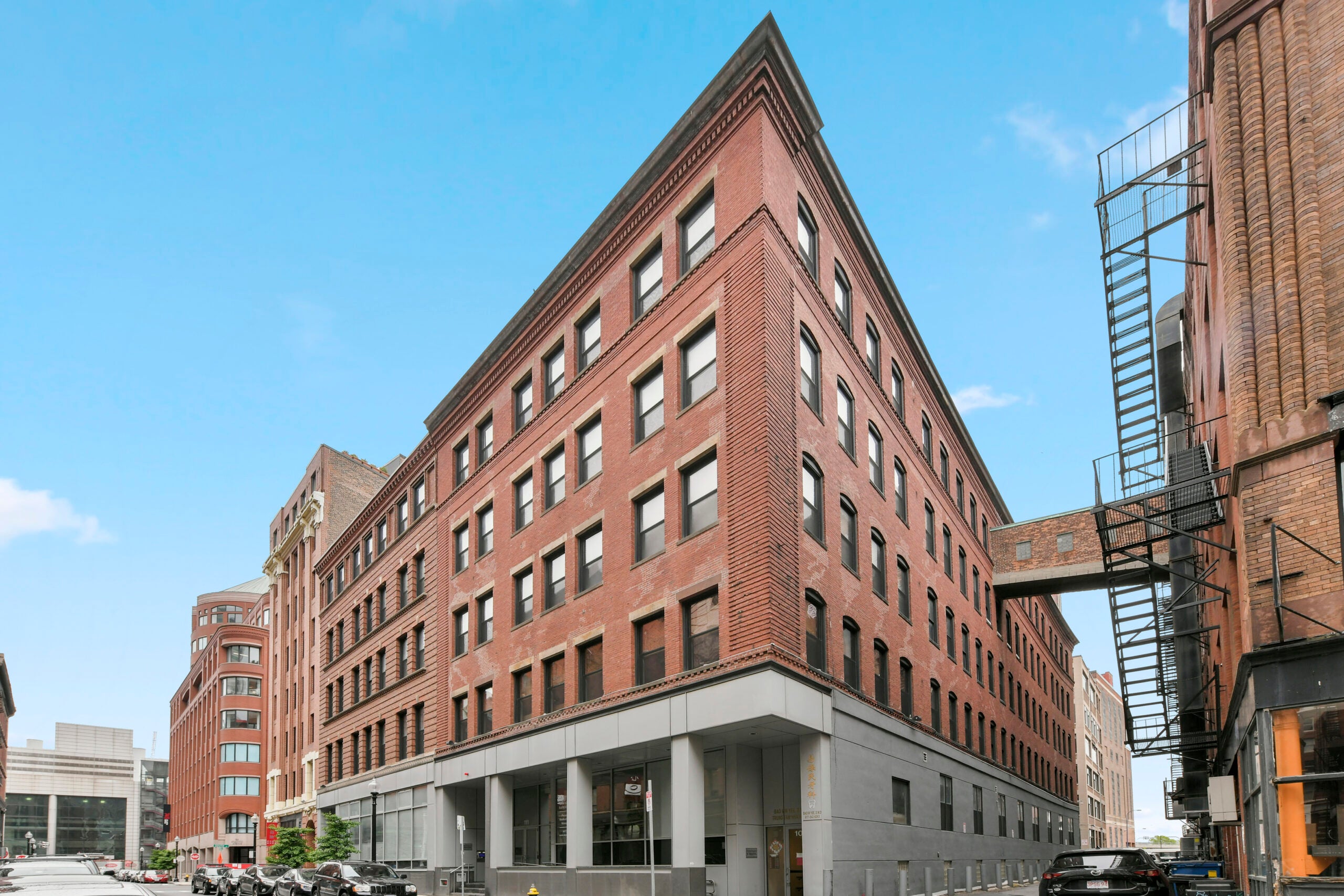 Home of the Week: Four-bedroom industrial chic condo is a work of art