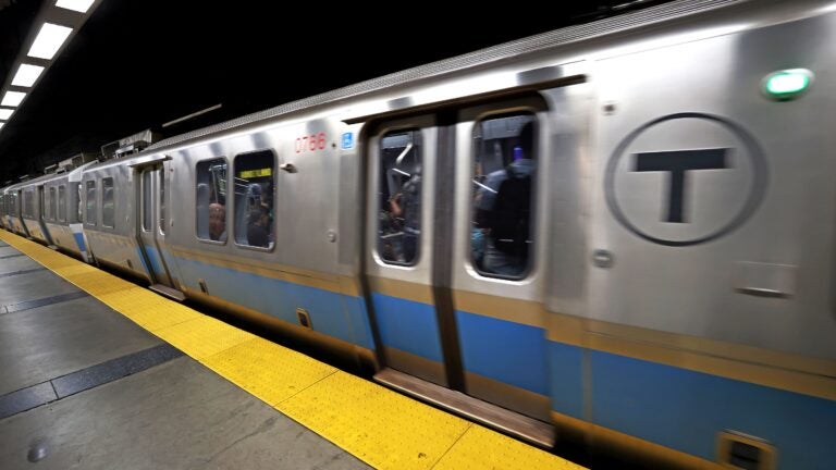 Here's what to know about the commuter rail and Blue Line closures ...