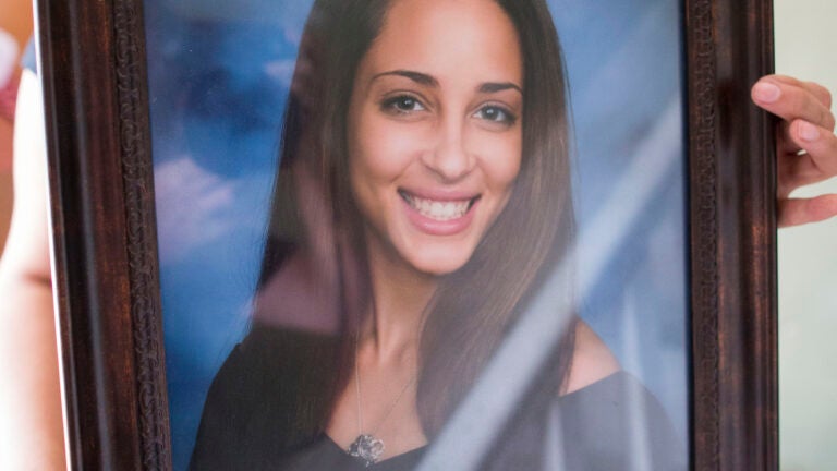 Suspect charged with killing young mother in 2015 Everett shooting