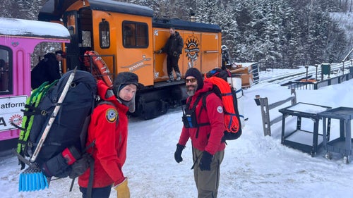 Hiker describes 11-hour ordeal after falling on Mount Washington