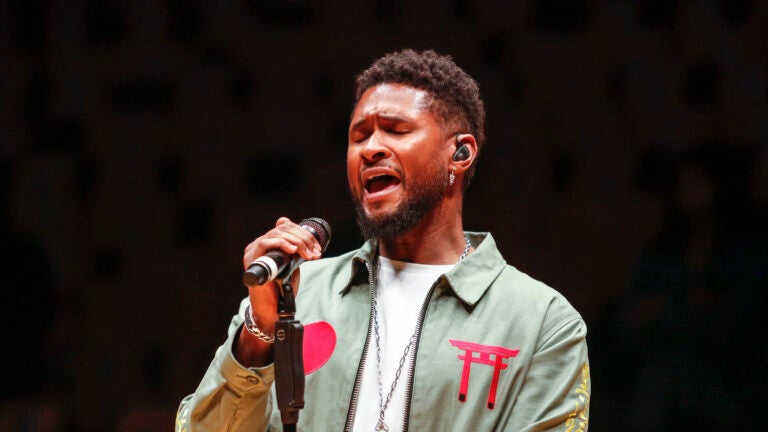 Usher announces post-Super Bowl North American tour, 'Past Present ...
