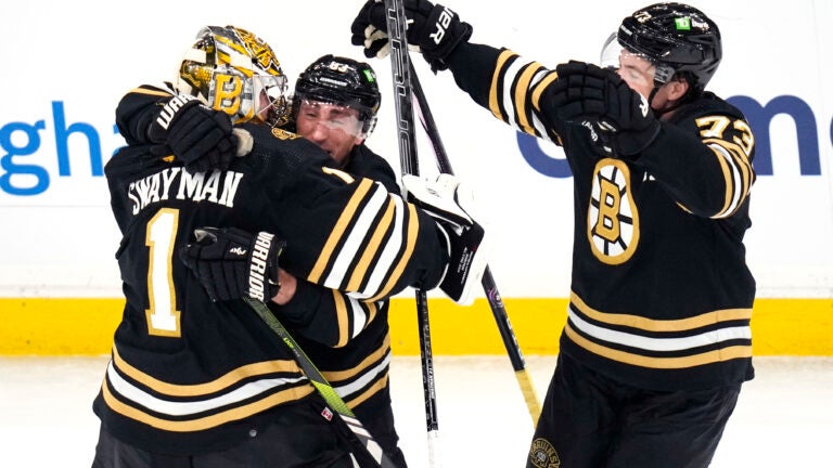 Bruins slip past Stars in 4-3 shootout win to end 4-game skid