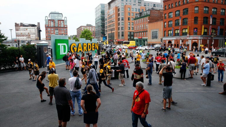 Breweries & Bars | Boston.com