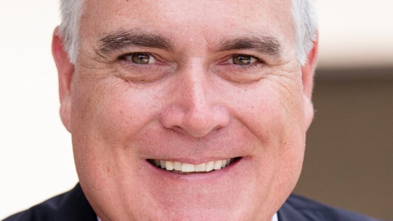 He was a stunt diver. Now he's the head of a national realtor group.