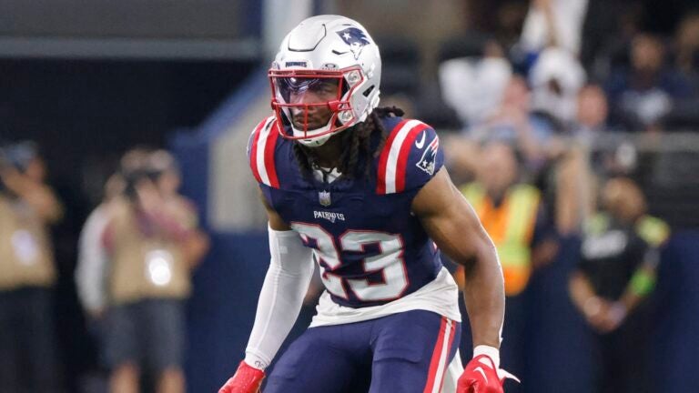 Kyle Dugger agrees to 4-year deal to remain with Patriots