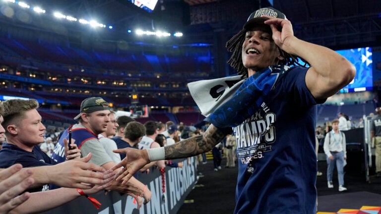 UConn freshman Stephon Castle declares for NBA draft