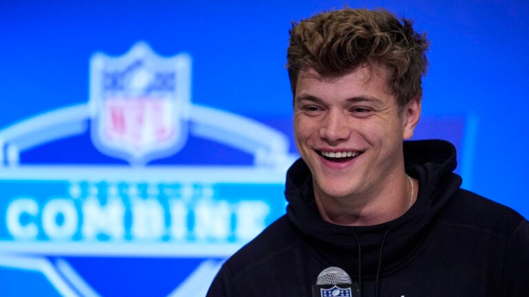 NFL draft: Patriots' Eliot Wolf is 'pushing' to pick J.J. McCarthy