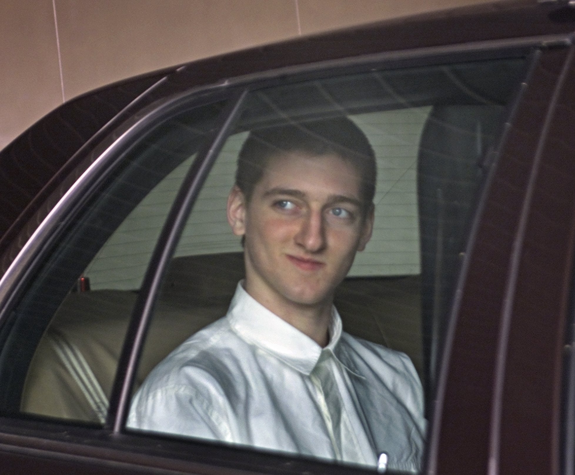 Man granted parole for his role in the 2001 stabbing deaths of 2 ...