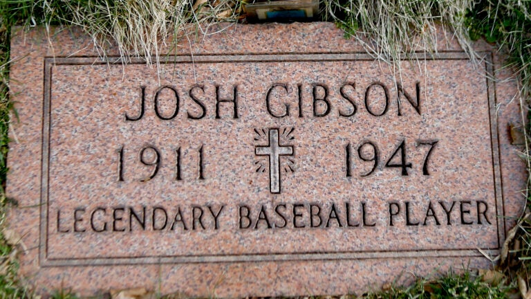 Josh Gibson becomes MLB career, season batting leader