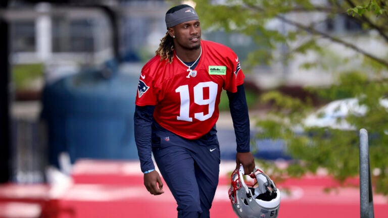 Tom Curran offers glowing first impression of Patriots rookie QB