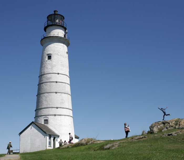 12 lighthouses on the Massachusetts Lighthouse Trail