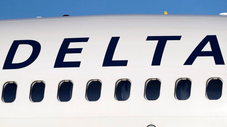 Delta adopts new rules for flight attendants after Palestinian pin flap