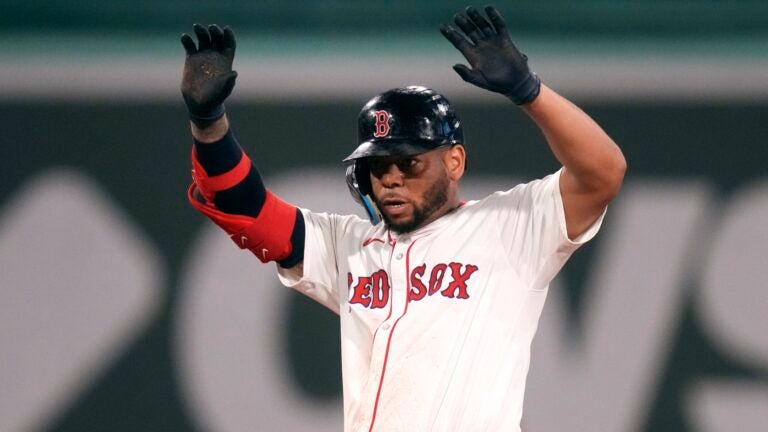 Red Sox DFA Dom Smith, Triston Casas activated